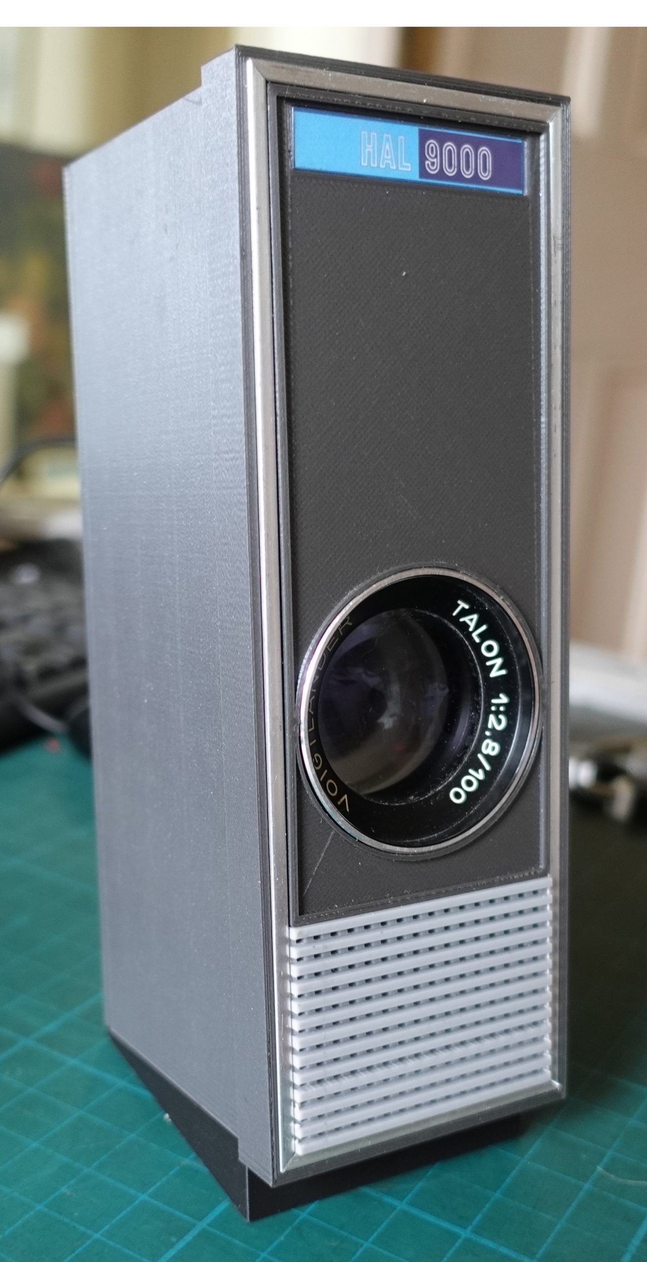 HAL 9000 EVOCATION - Julian Rogers - Practical Projects